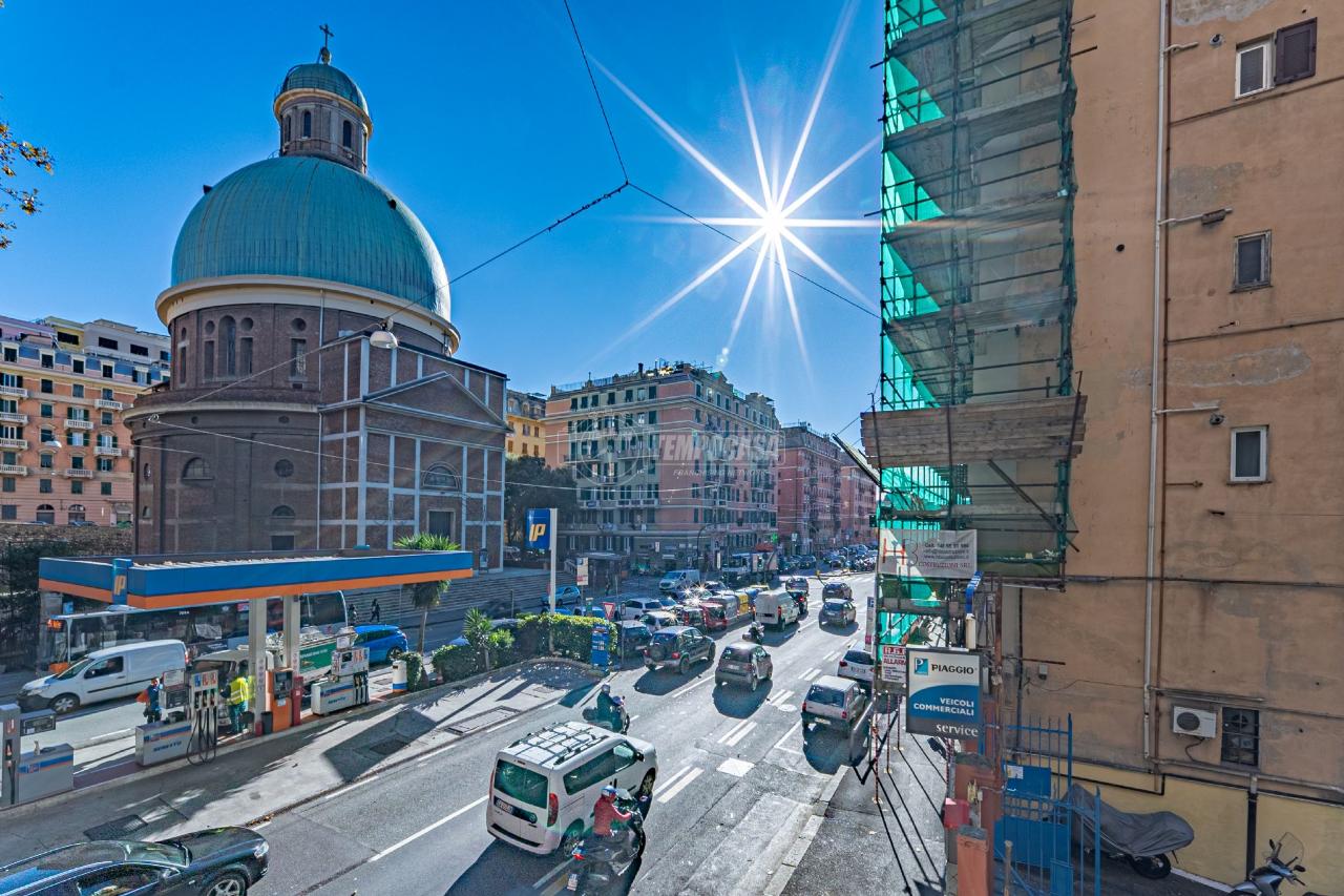 Appartamento in vendita a Genova