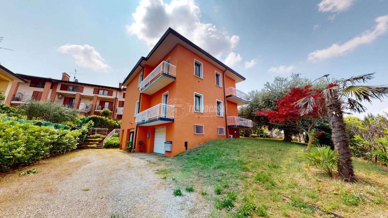 Casa indipendente in vendita a Lonato