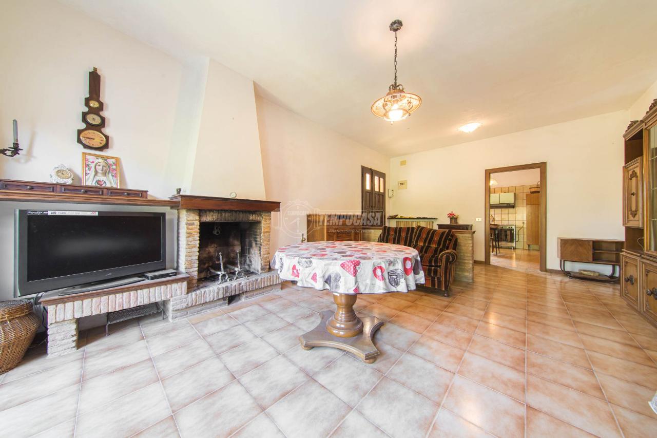 Trilocale in Via I Maggio, Rocca Malatina 275, Guiglia