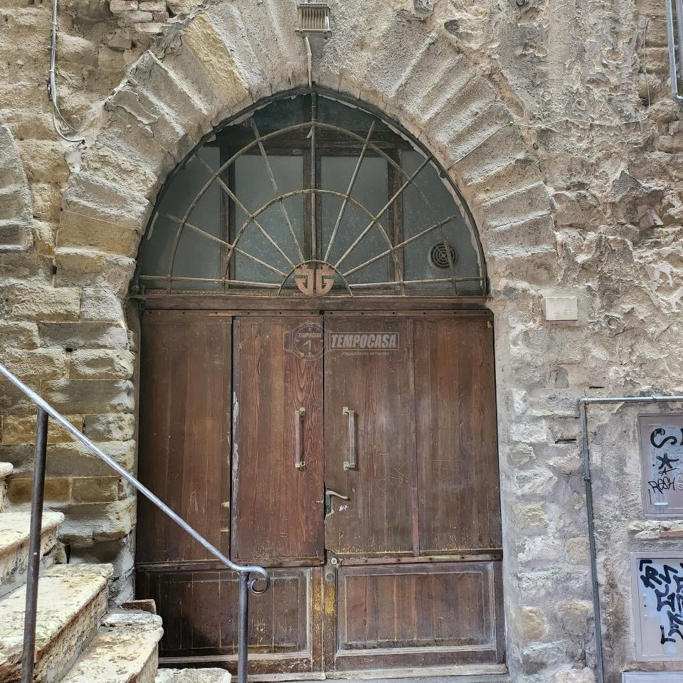 Negozio in vendita a Perugia