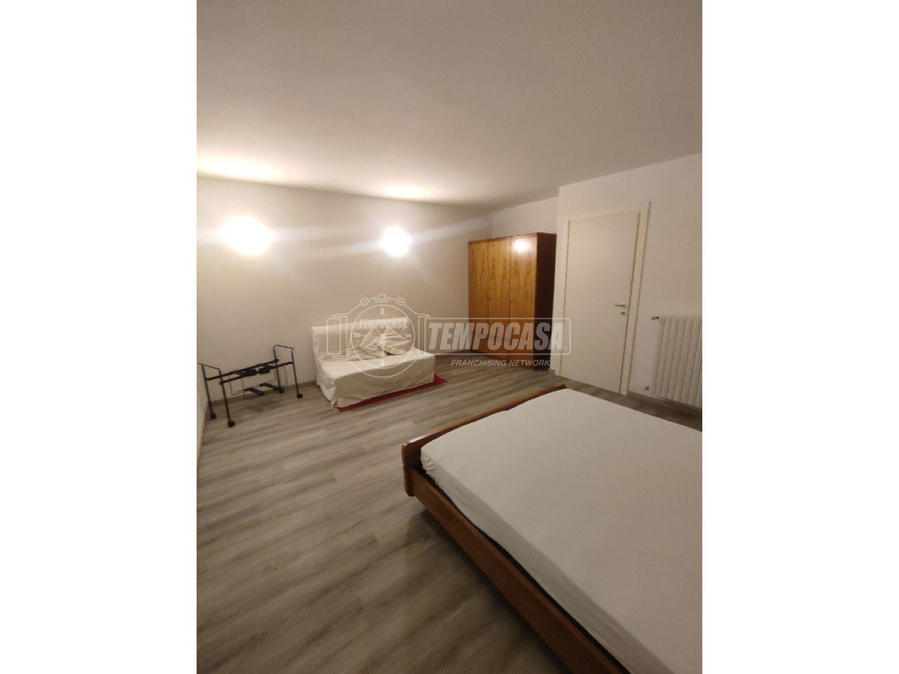 Appartamento in affitto a San Felice Del Benaco