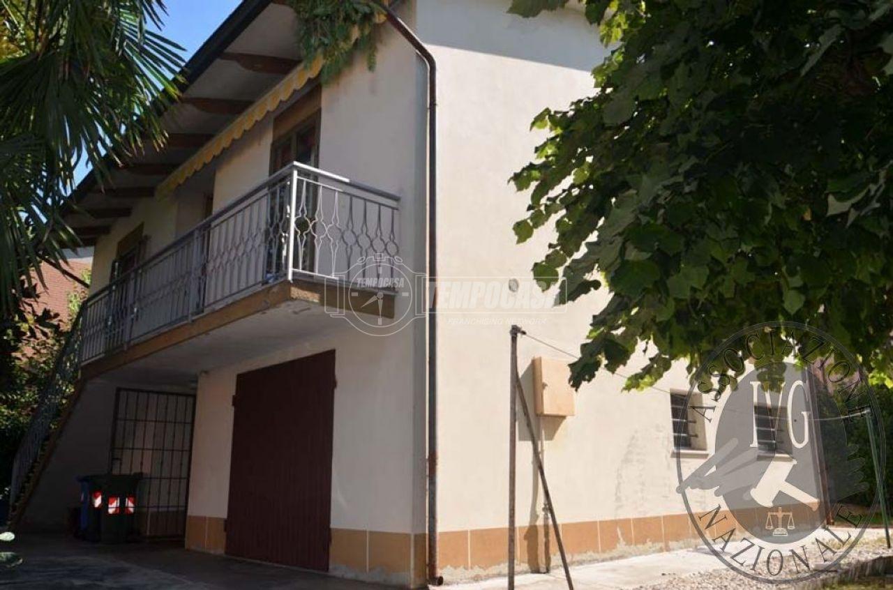Casa indipendente in vendita a San Felice Sul Panaro