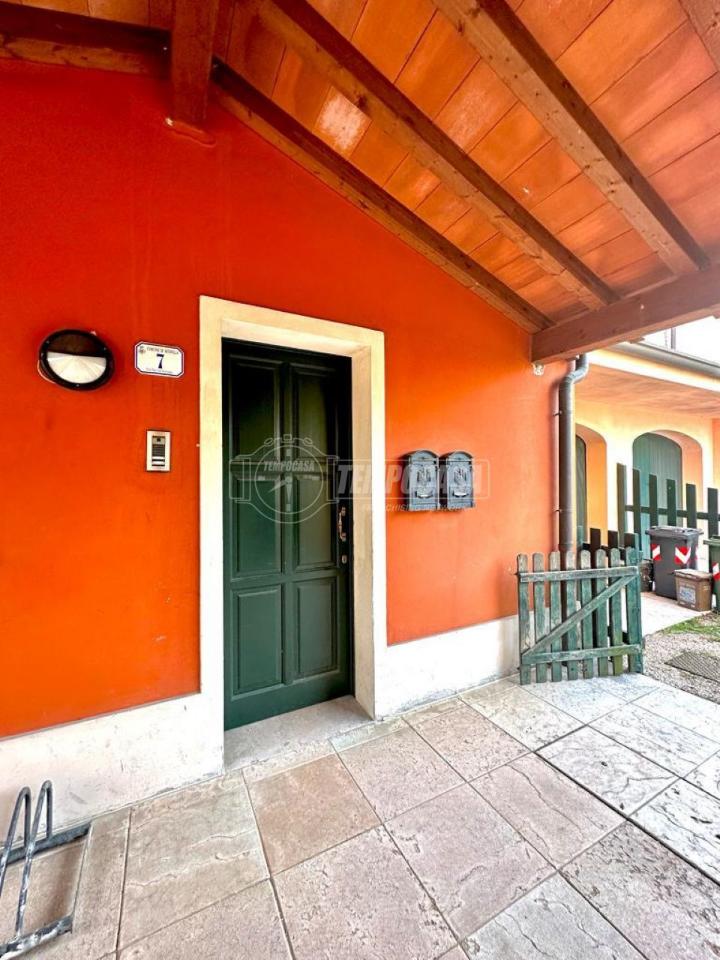 Appartamento in vendita a Medolla