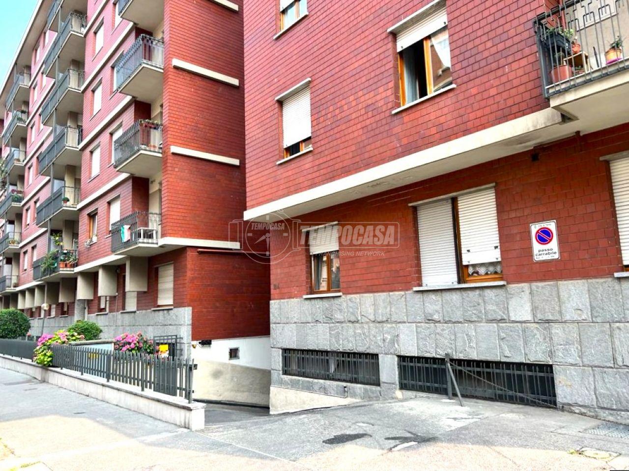 Magazzino in vendita a Torino