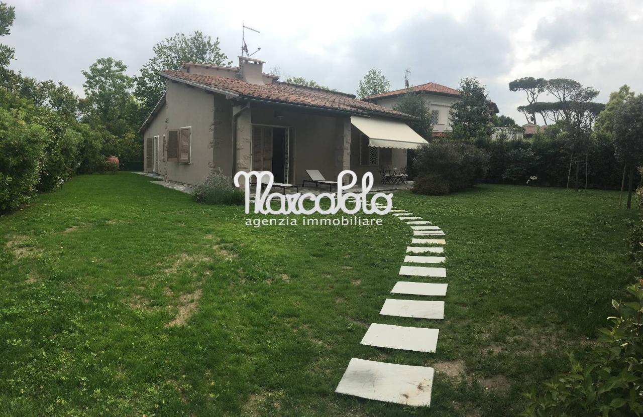 Villa in vendita a Forte Dei Marmi