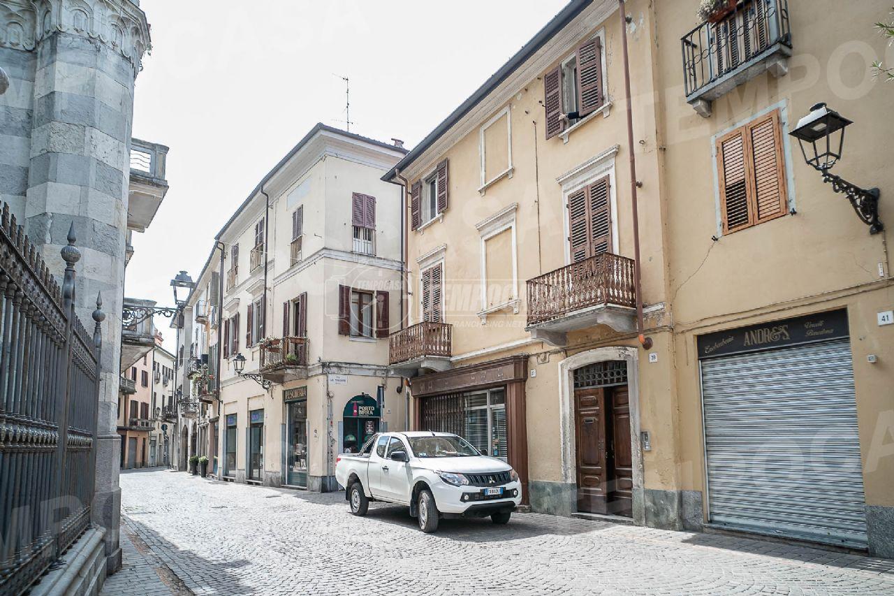 Palazzo in vendita a Vercelli