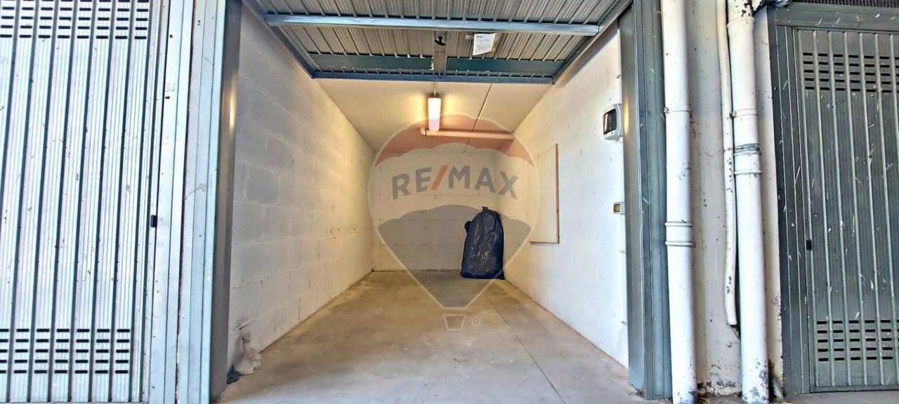 Box in vendita a Roma