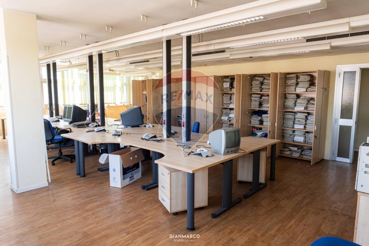 Ufficio in vendita a Latina
