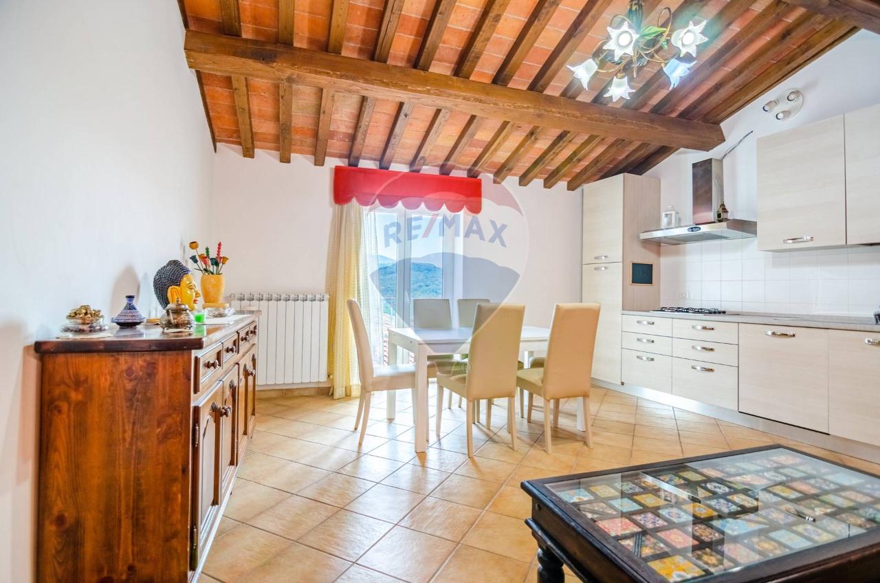 Appartamento in vendita a Castel Madama