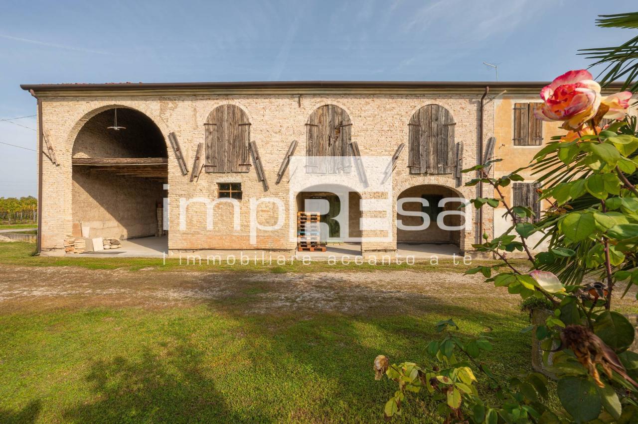 Rustico in vendita a San Biagio Di Callalta
