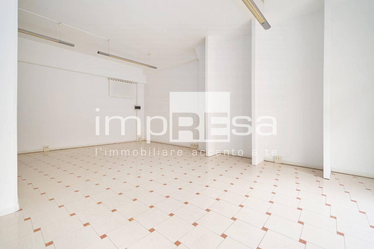 Negozio in vendita/affitto a Conegliano