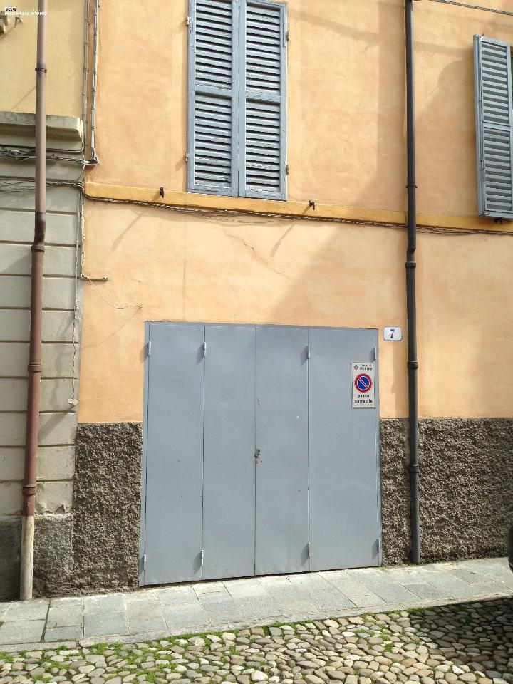 Magazzino in vendita a Modena