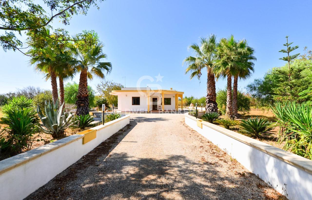 Villa in vendita a Cutrofiano