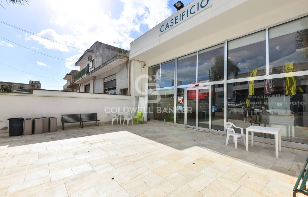 Negozio in affitto a Maglie