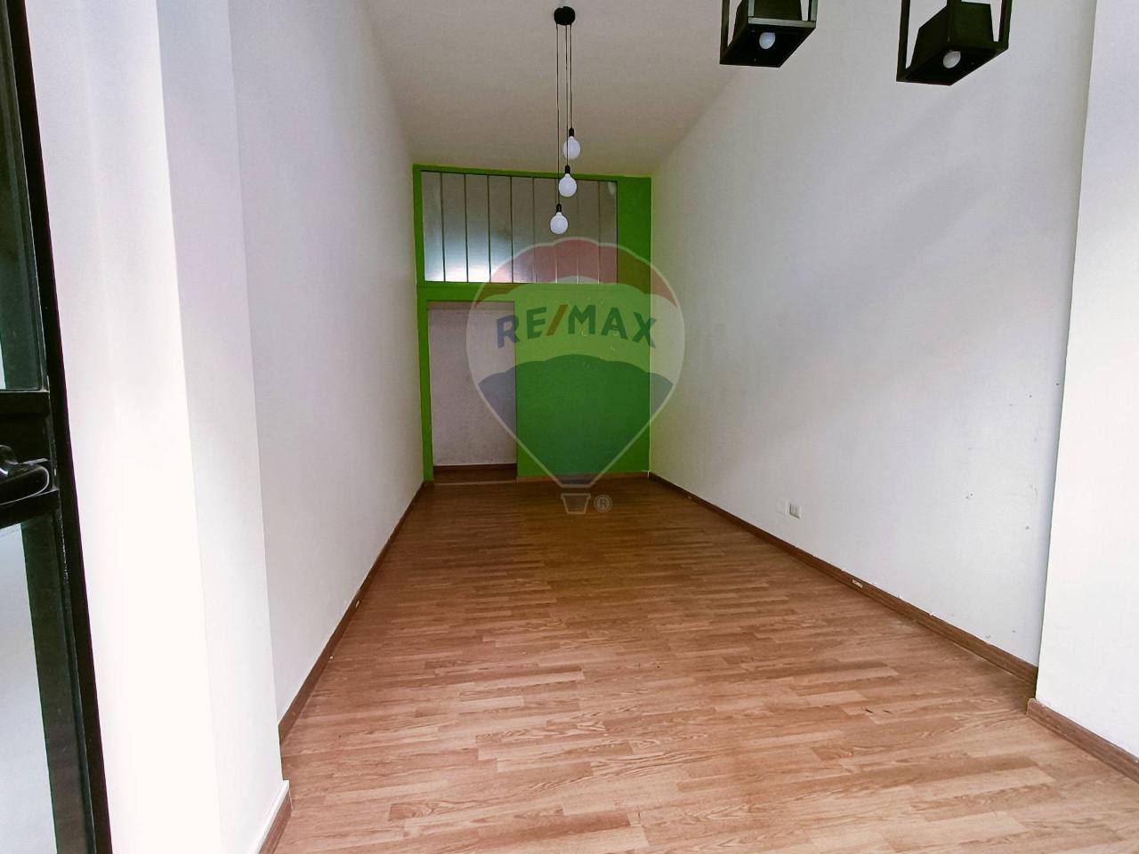 Negozio in vendita a Brindisi