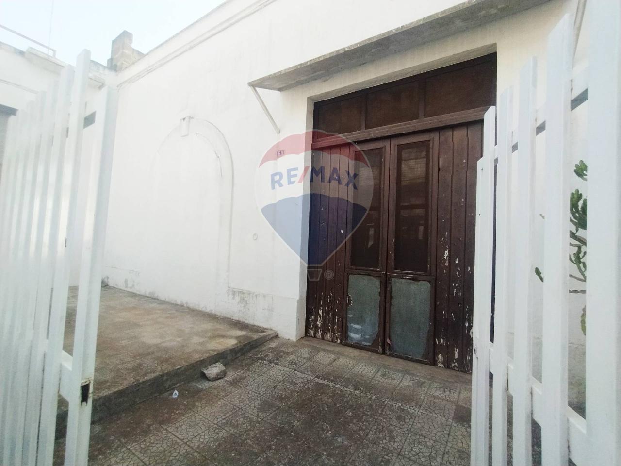 Capannone in vendita a San Michele Salentino