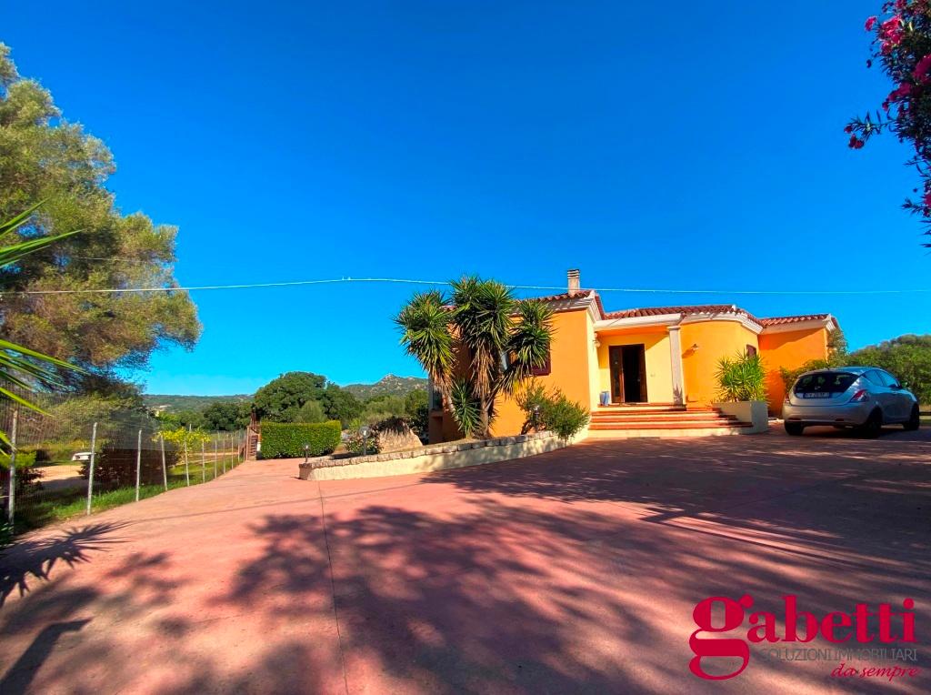 Villa in vendita a Monti