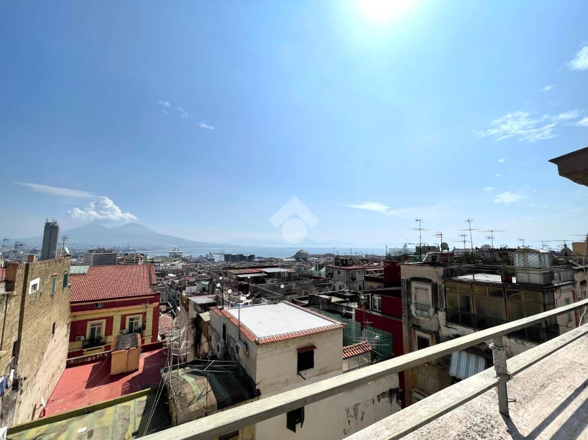 Appartamento in vendita a Napoli
