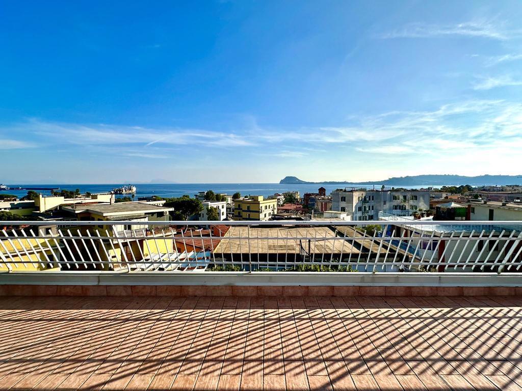 Appartamento in vendita a Pozzuoli