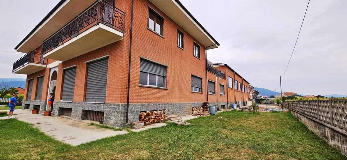 Magazzino in affitto a Frossasco