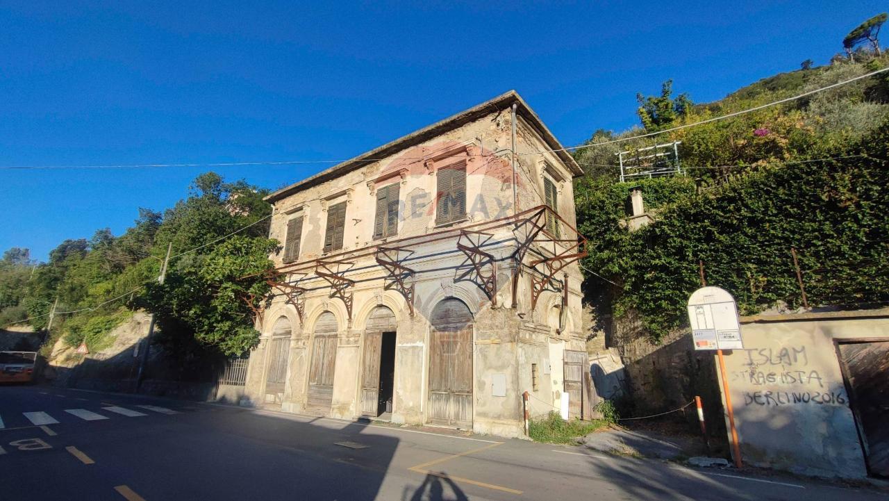 Casa indipendente in vendita a Genova