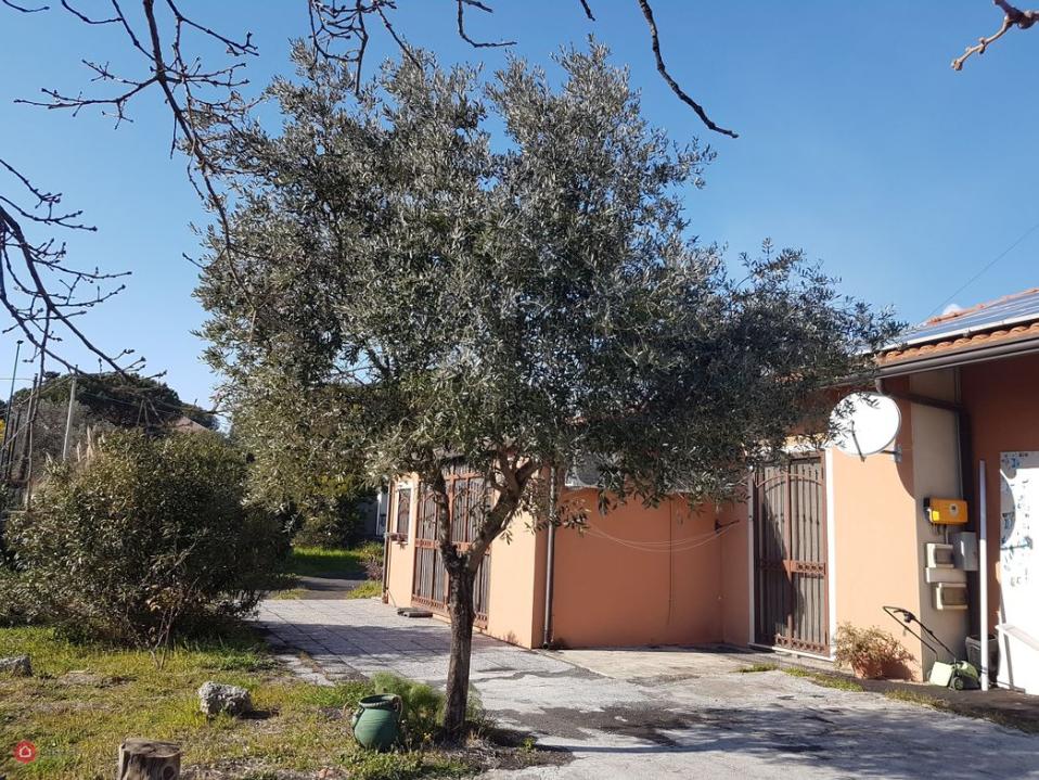 Villa in vendita a Pedara