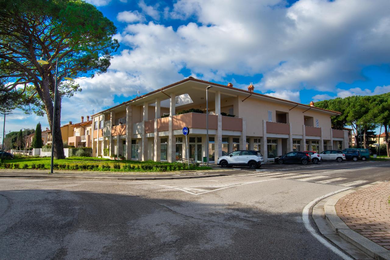 Negozio in vendita a Calenzano