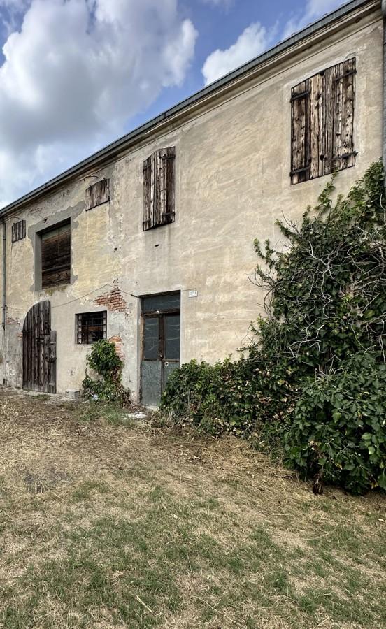 Rustico in vendita a Isola Rizza