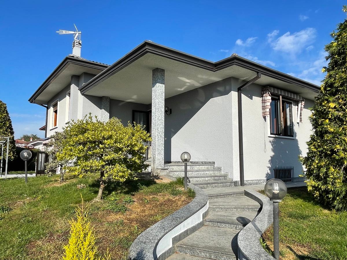 Villa in vendita a Terrazzo