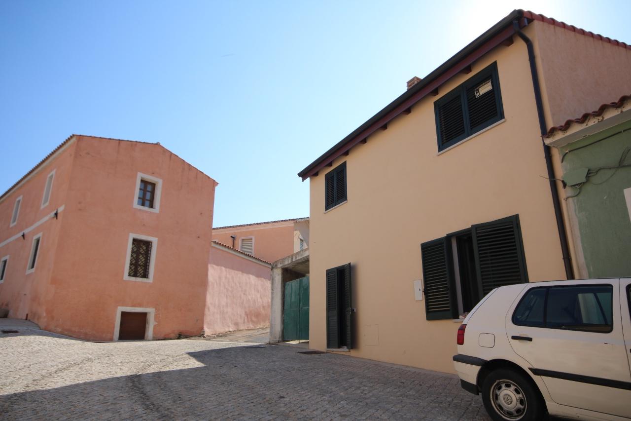 Villa in vendita a Padru