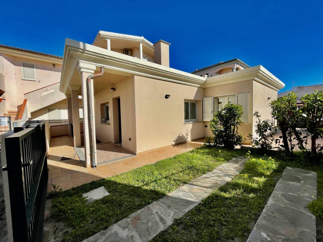 Villa a schiera in vendita a Olbia