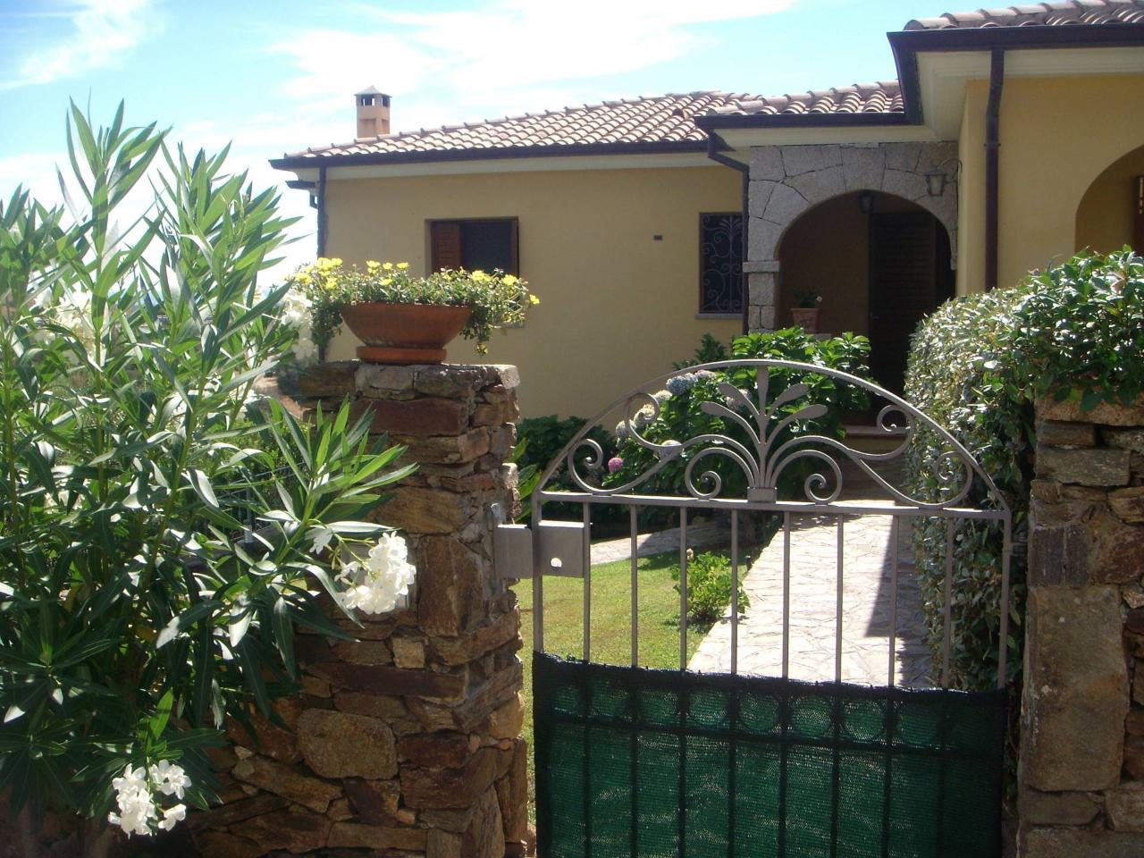 Casa indipendente in vendita a San Teodoro