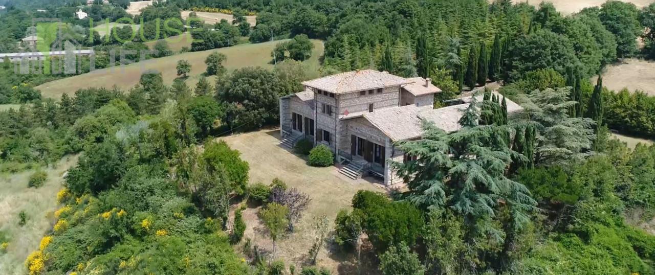 Villa in vendita a San Casciano Dei Bagni