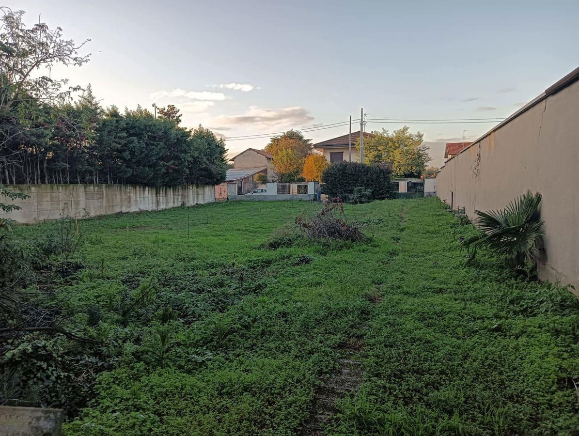 Terreno edificabile in vendita a Inveruno