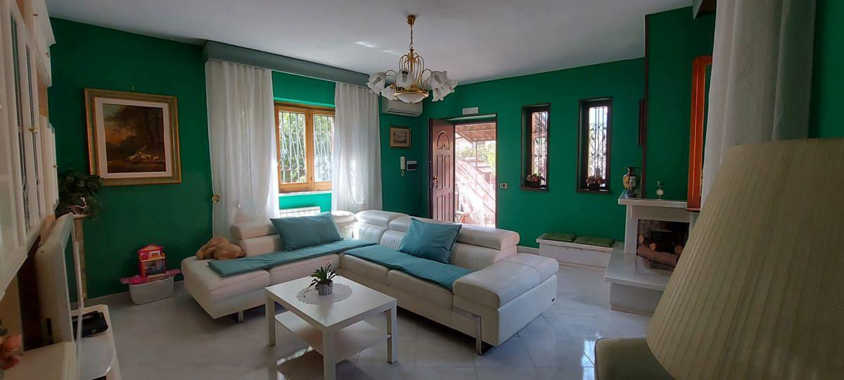 Villa in vendita a Monteforte Irpino