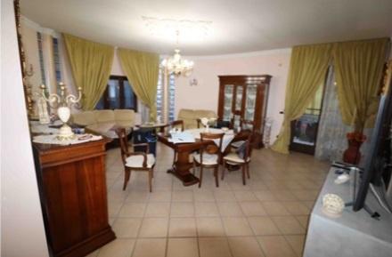 Villa in vendita a Villa Literno