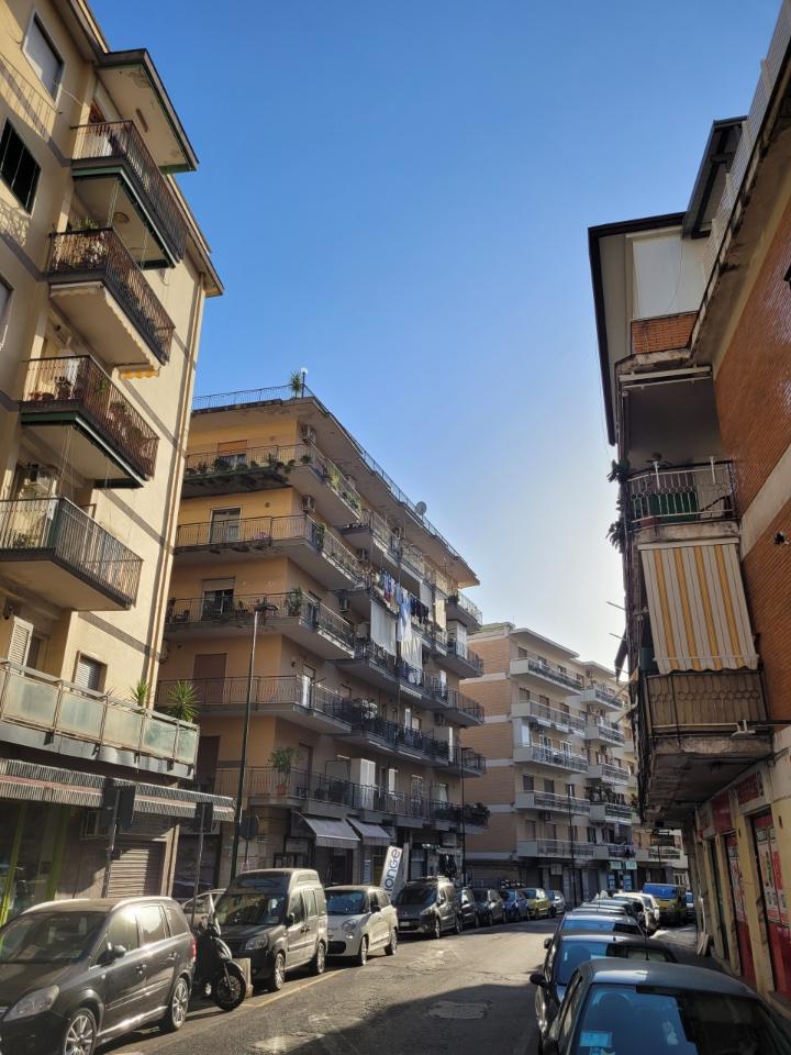 Appartamento in vendita a Napoli