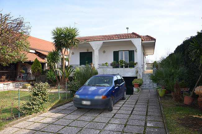 Appartamento in vendita a Giugliano In Campania