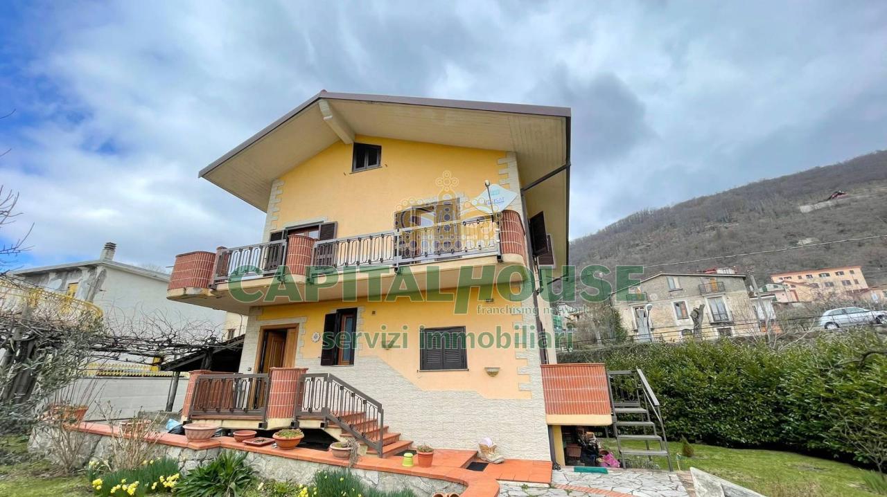 Villa in vendita a Monteforte Irpino