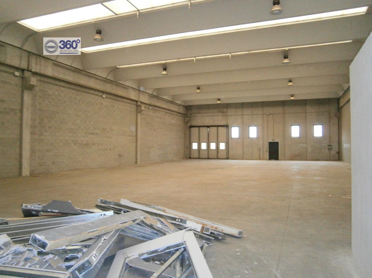 Capannone in vendita a Rovato