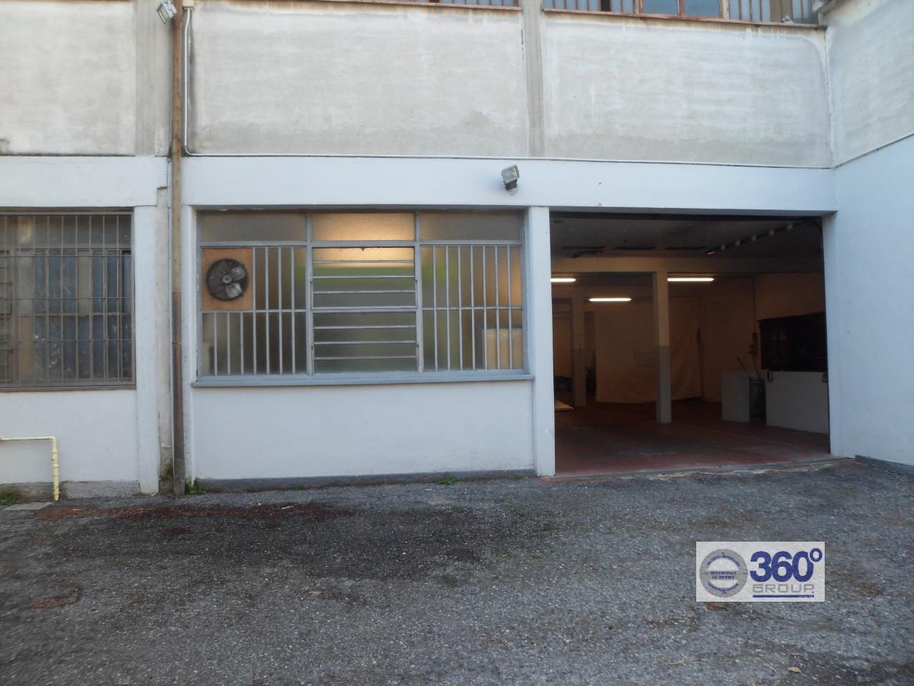 Magazzino in vendita a Rovato