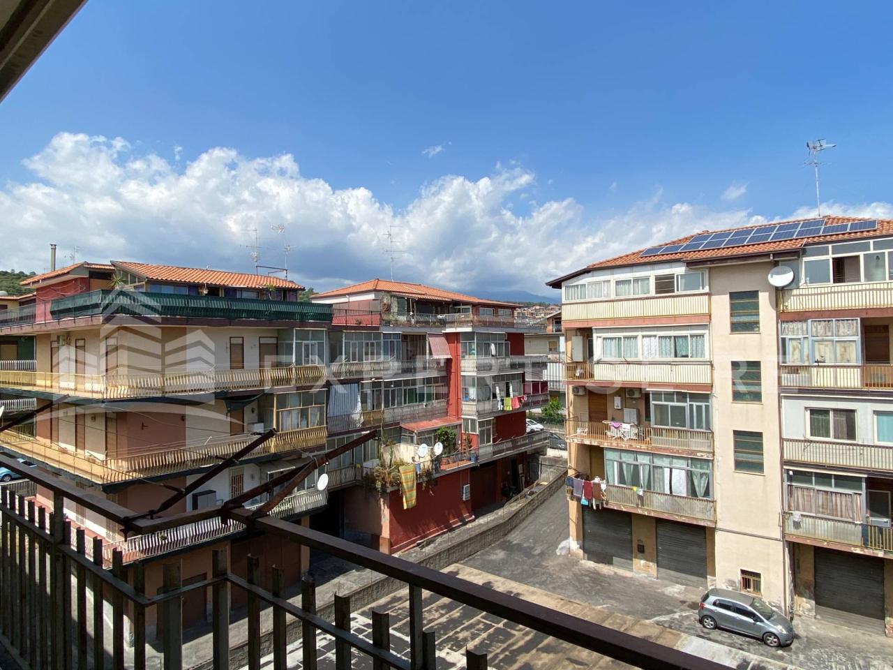 Appartamento in vendita a Aci Catena