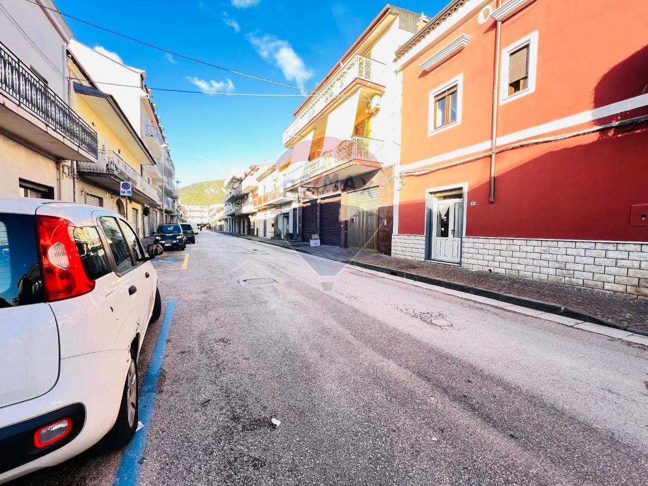 Casa indipendente in vendita a Mondragone