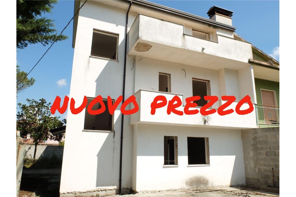 Appartamento in vendita a Limatola