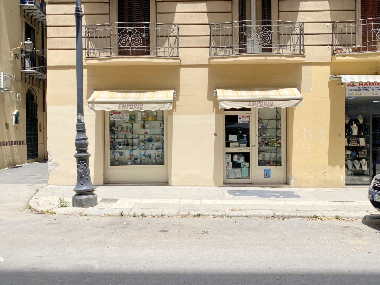 Negozio in vendita a Palermo
