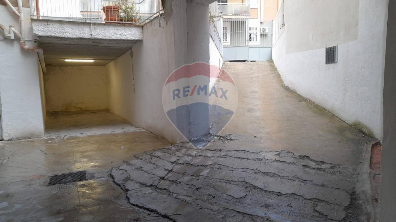 Magazzino in vendita a Palermo