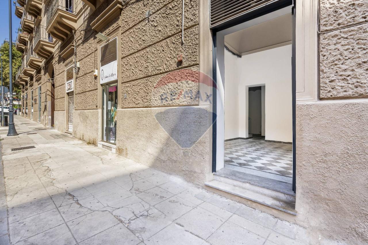 Negozio in affitto a Palermo