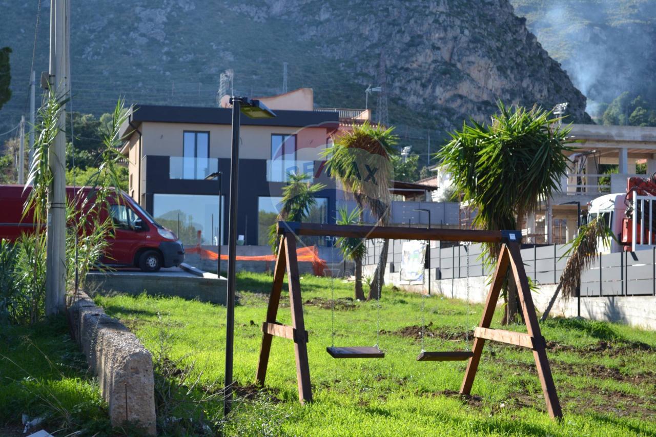 Villa in vendita a Altavilla Milicia