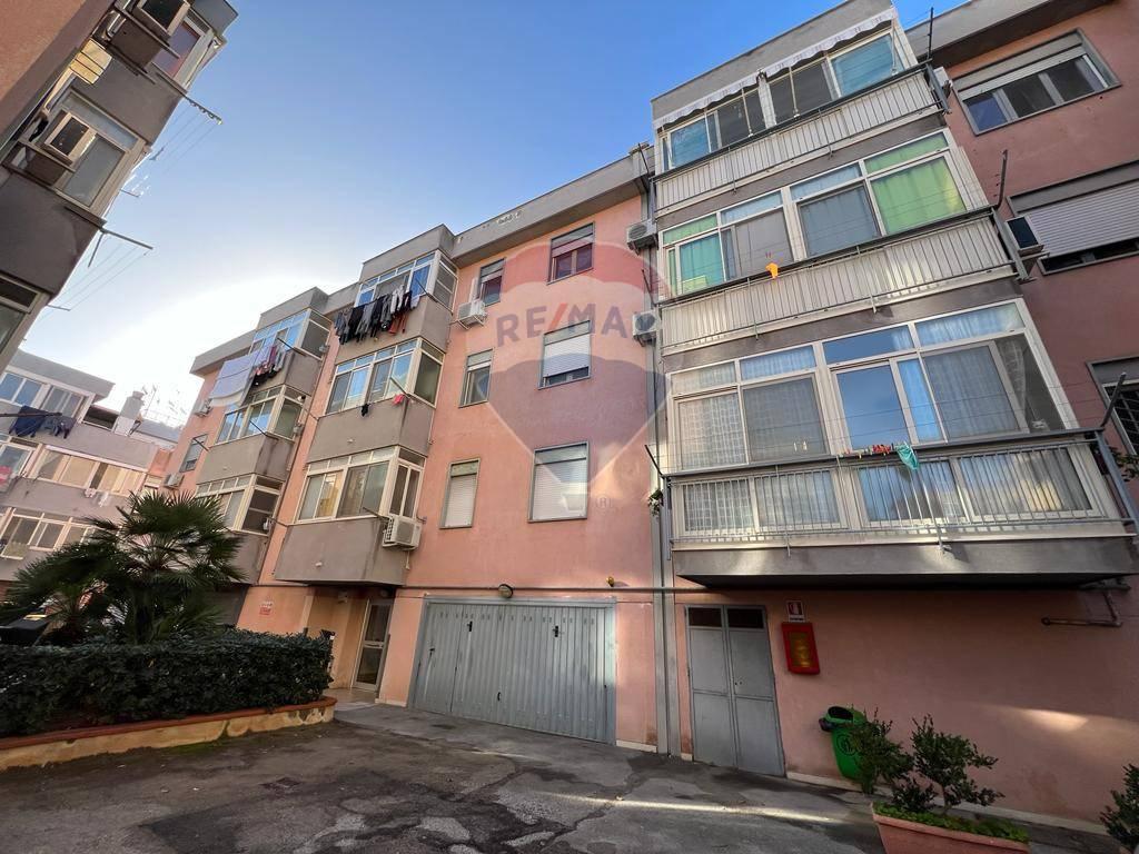 Appartamento in vendita a Palermo
