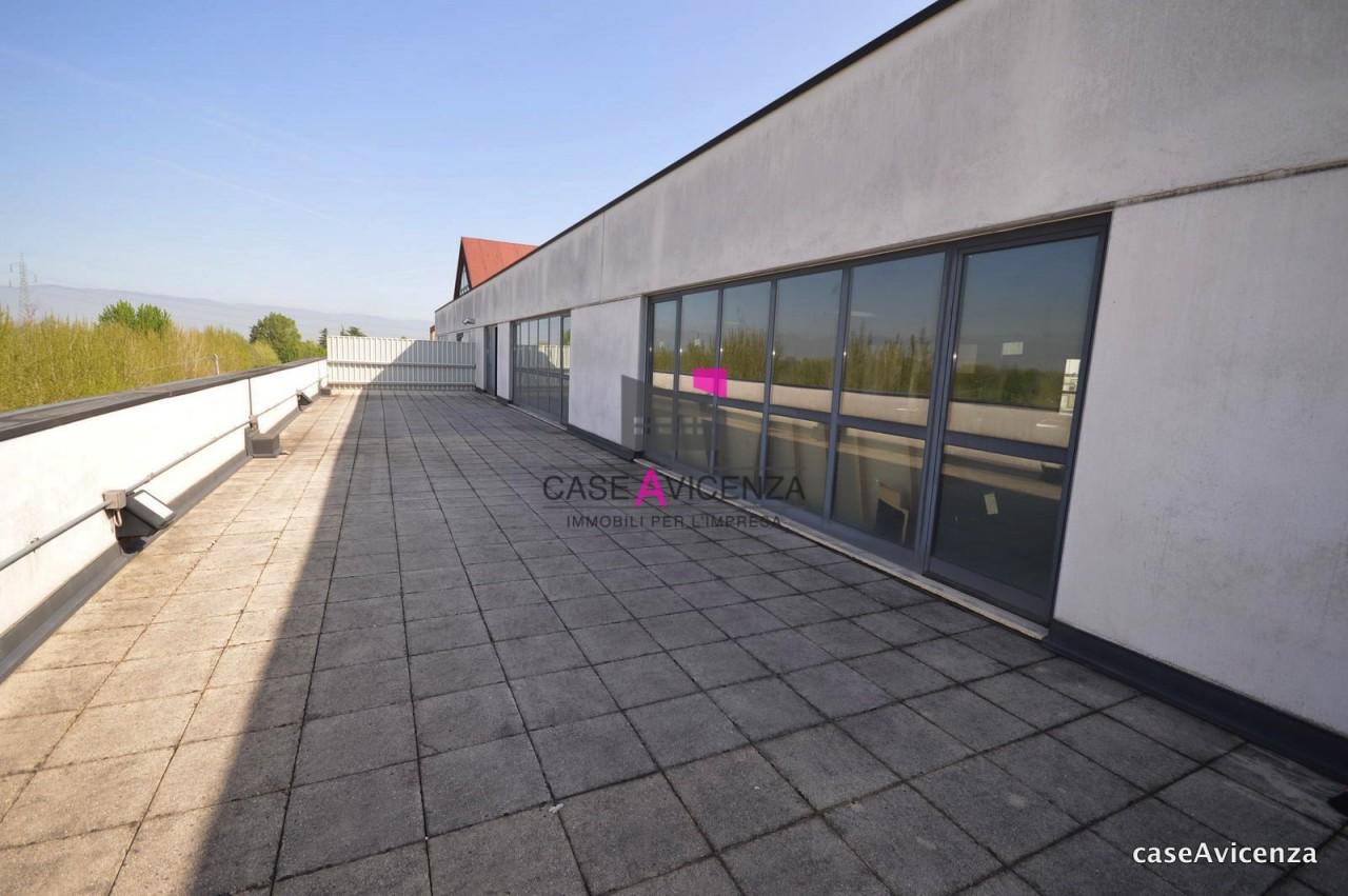 Ufficio in vendita a Bolzano Vicentino